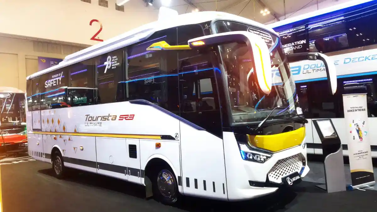 Cara Gampang Mengenali Bus-bus Baru Laksana