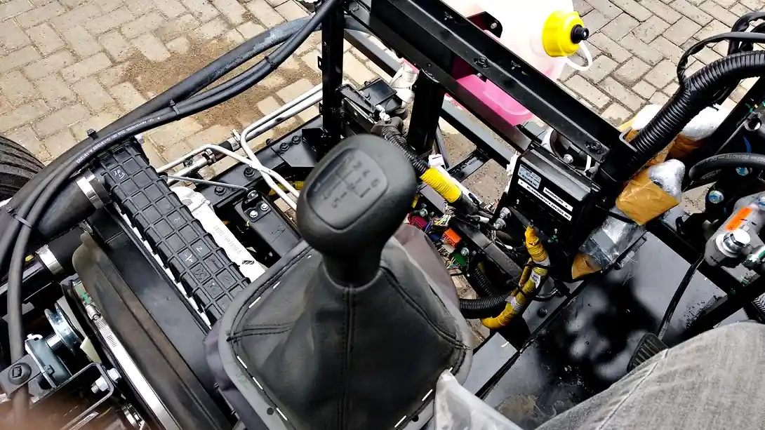 Mercedes-Benz OF 917 4x2: ‘Kuda Hitam’ Di Rute AKDP